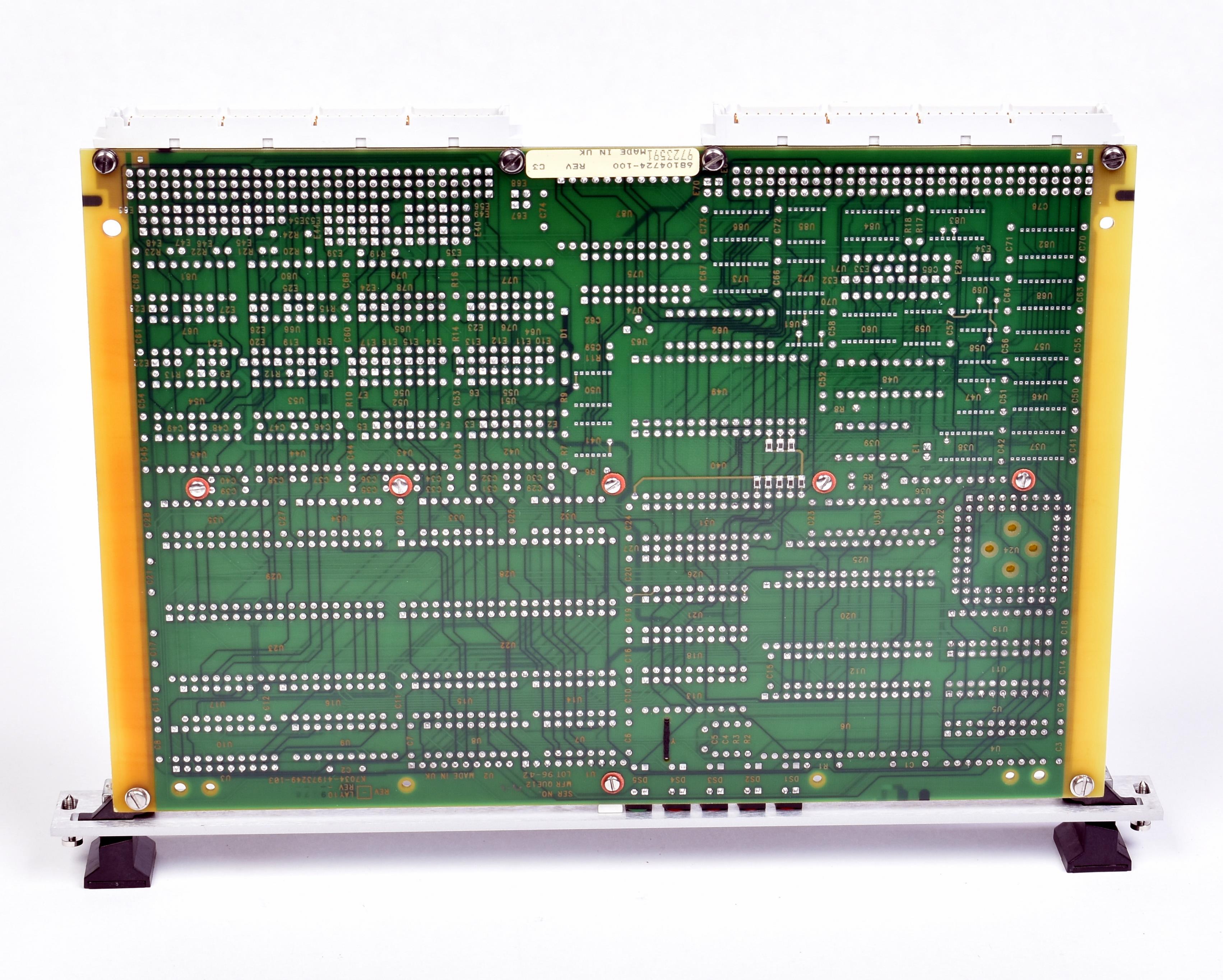 PMV68 ACM1-100E Radstone (Intelligent Asynchronous Communications ...