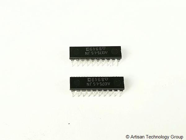 AD7545JN Analog Devices (CMOS 12-Bit Buffered Multiplying DAC (set of 2 ...