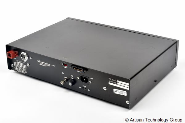 8200 Data Precision (6 1/2-Digit Voltage and Current Calibrator ...