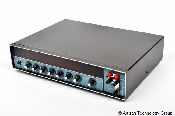 8200 Data Precision (6 1/2-Digit Voltage and Current Calibrator ...