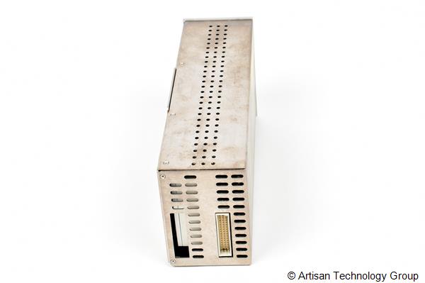 Exfo IQS-9100-01-08-B-EA (1x8 Optical Switch) | ArtisanTG™