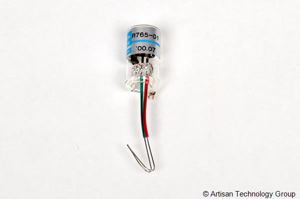 R765-01 Hamamatsu (Phototube) | ArtisanTG™