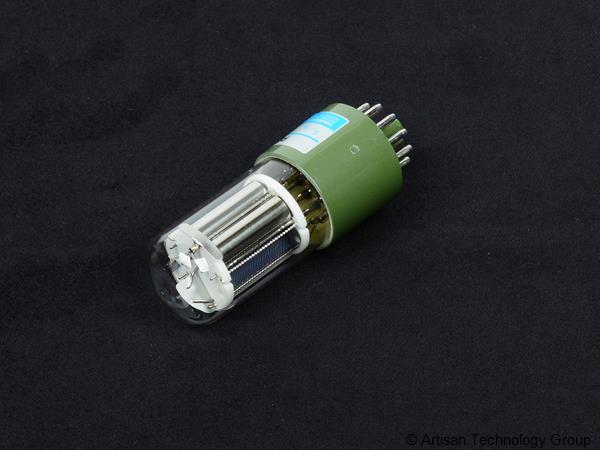 R928 Hamamatsu (Photomultiplier Tube) | ArtisanTG™