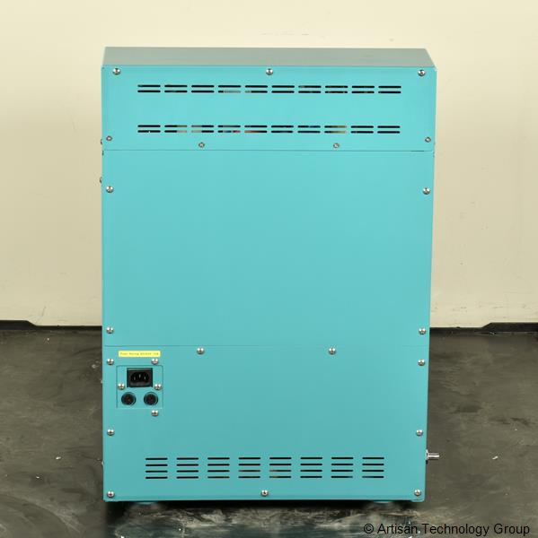 SI-300R Lab Companion (Shaking Incubator) | ArtisanTG™