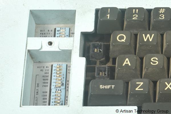 ADM-3 Lear Siegler (Interactive Display Terminal) | ArtisanTG™