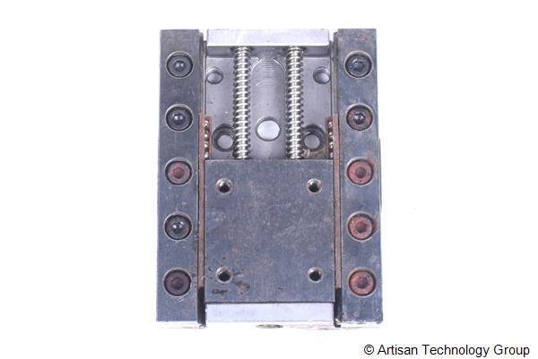 M-UMR5.25 MKS Instruments (Double-Row Steel Linear Ball Bearing Stage ...