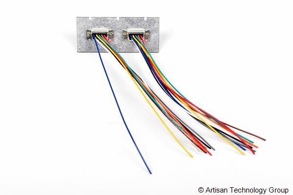 NI 184738-02 (Configurable Signal Conditioning Enclosure 9-Pin D-Sub, 2 ...