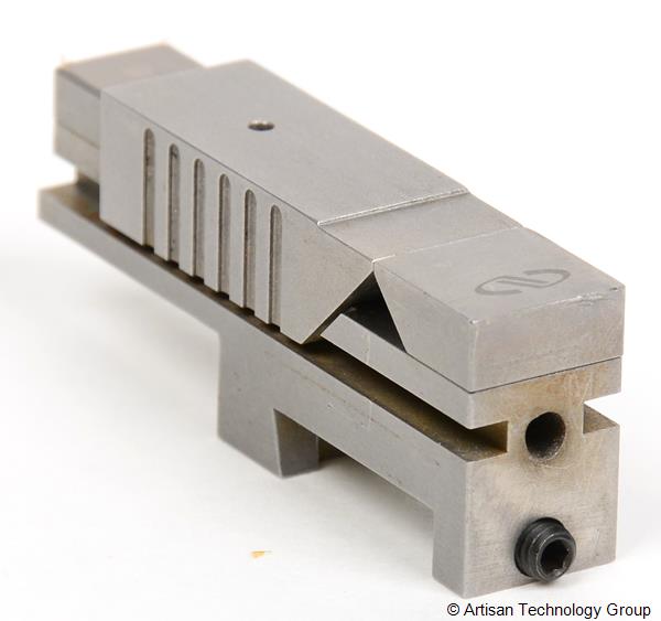 WG-16-ARRAY Newport (Fiber Array Gripper) | ArtisanTG™