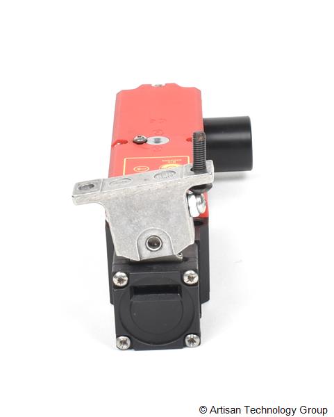 TL4019 OMRON / STI (Safety Interlock Switch with Guard Door Locking ...