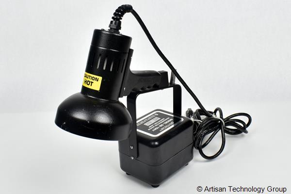 SB-100Y Spectronics (Semiconductor Wafer Inspection Lamp) | ArtisanTG™