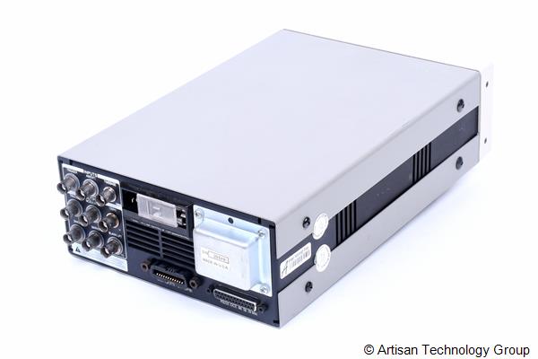 DS345 Stanford Research Systems (Synthesized Function Generator ...