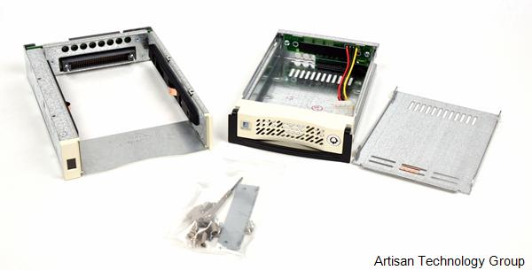 S21B101 & S21B102 StorCase Technology (DE110 5.25" Ultra ATA/133 HH ...