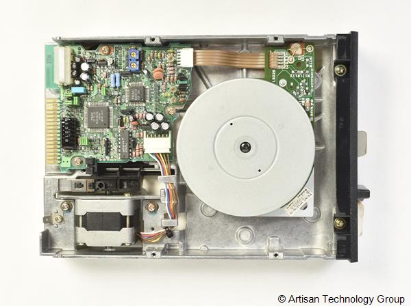 TEAC FD-55GFR-606-U (5.25-Inch Internal Floppy Drive) | ArtisanTG™