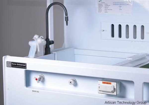 Terra Universal (Integrated Laminar Flow Wet Processing Station ...