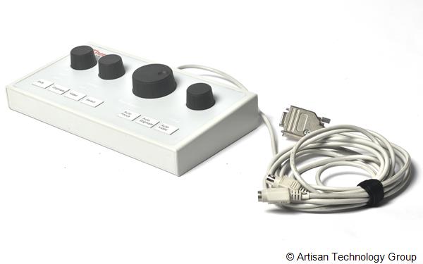 Thermo Fisher Scientific (Microscope Keypad Controller) | ArtisanTG™