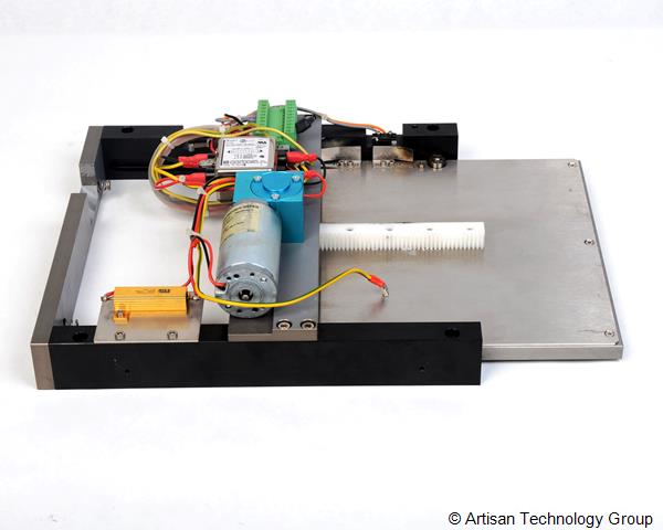 Heraeus (Cytomat 2 Computer Controlled Motorized Lid Mechanism ...