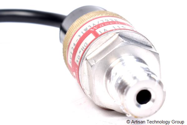 SV124-31W3A/7928 Wasco (Super Purity Vacuum Switch) | ArtisanTG™